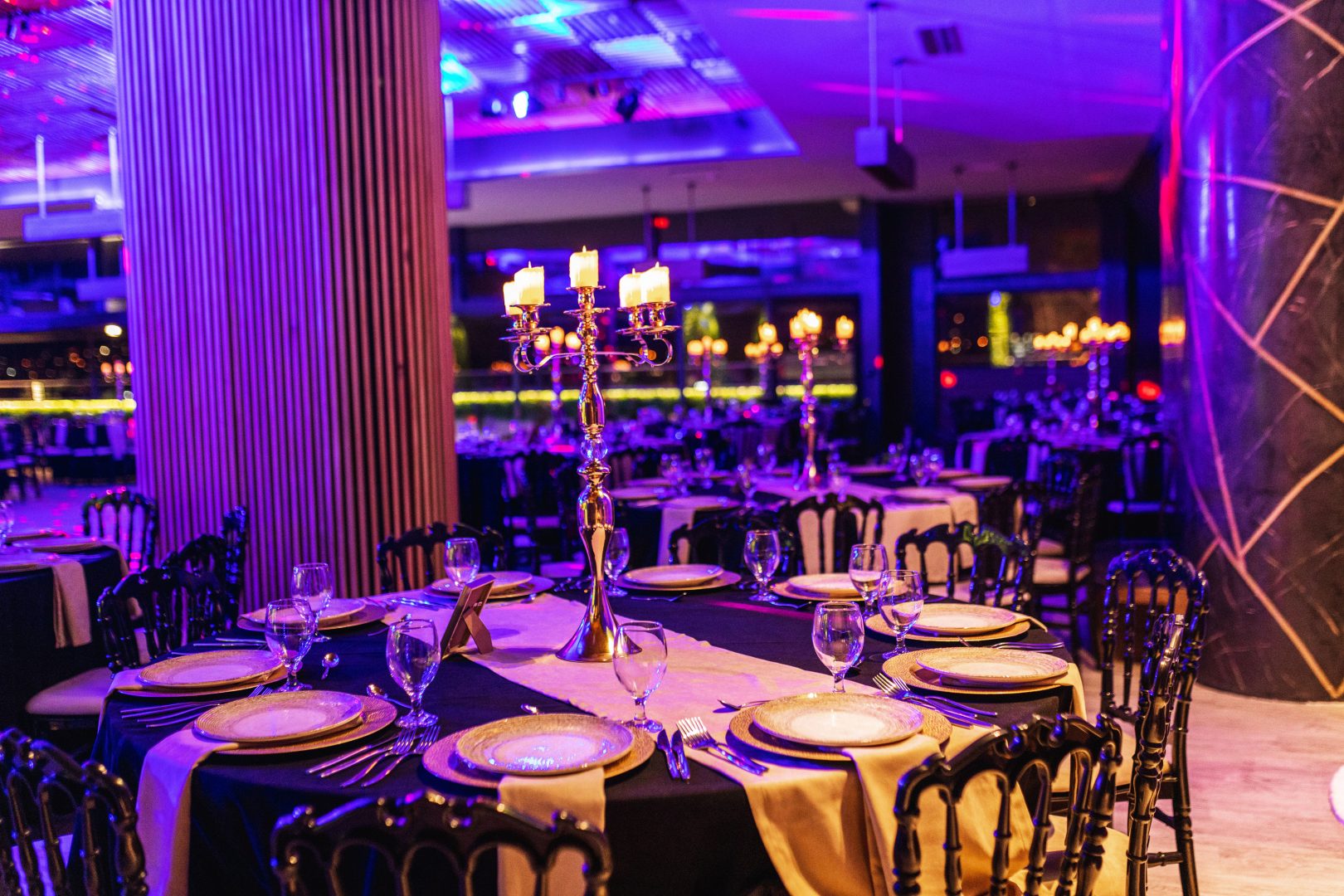 Нов уникатен ресторан во Скопје, со одлична локација и прекрасен поглед ...